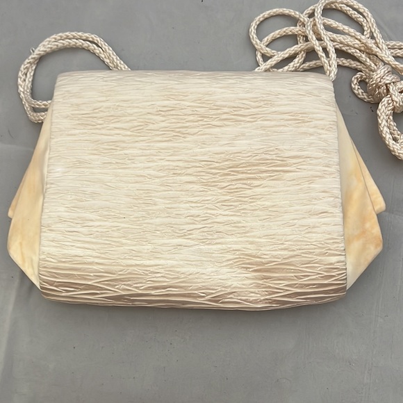 Carla Marchi | Bags | Vintage 988 Carla Marchi Clam Shell Purse | Poshmark